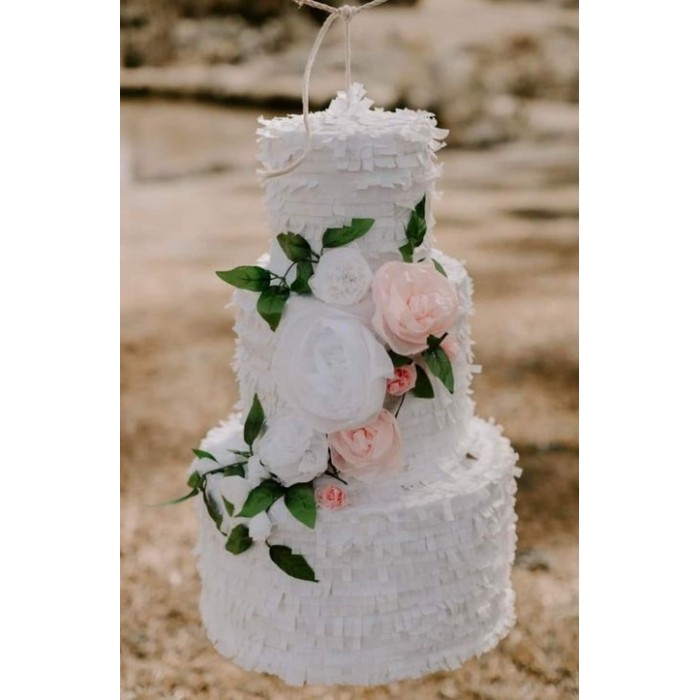 Piñata torta triple